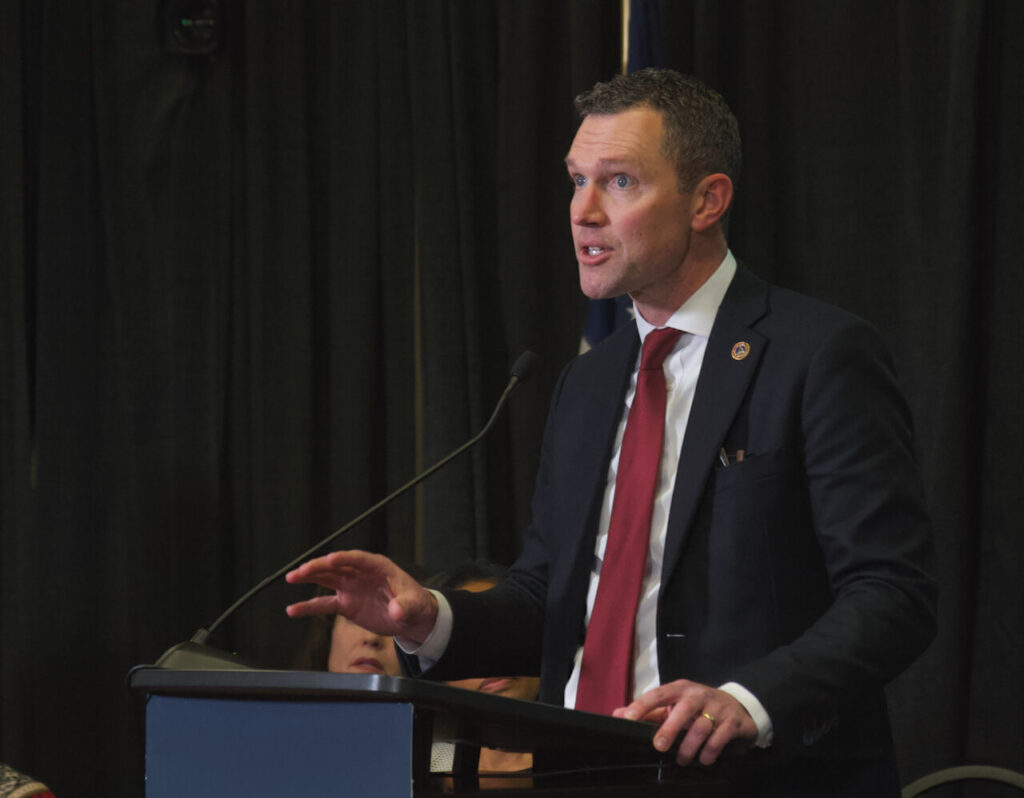 Teamsters Local 17 and 455 endorse Chris Hansen for Denver mayor ...