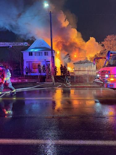 Denver firefighters battle structure fire in abandoned building ...