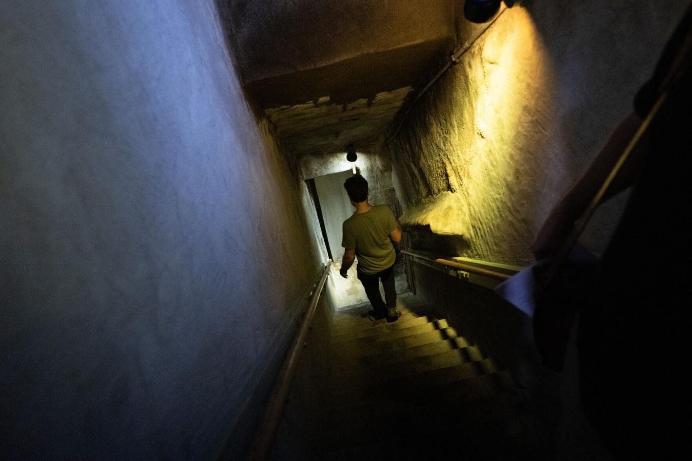 In Colorado's vapor caves, owning family hopes for cleansing and ...