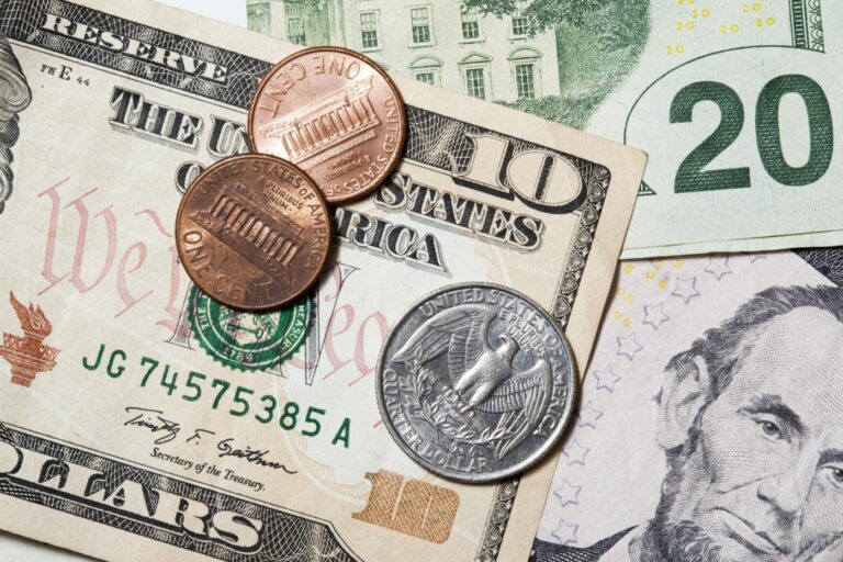 Denver minimum wage climbs to $19.29 per hour on Jan. 1 - Denver Gazette