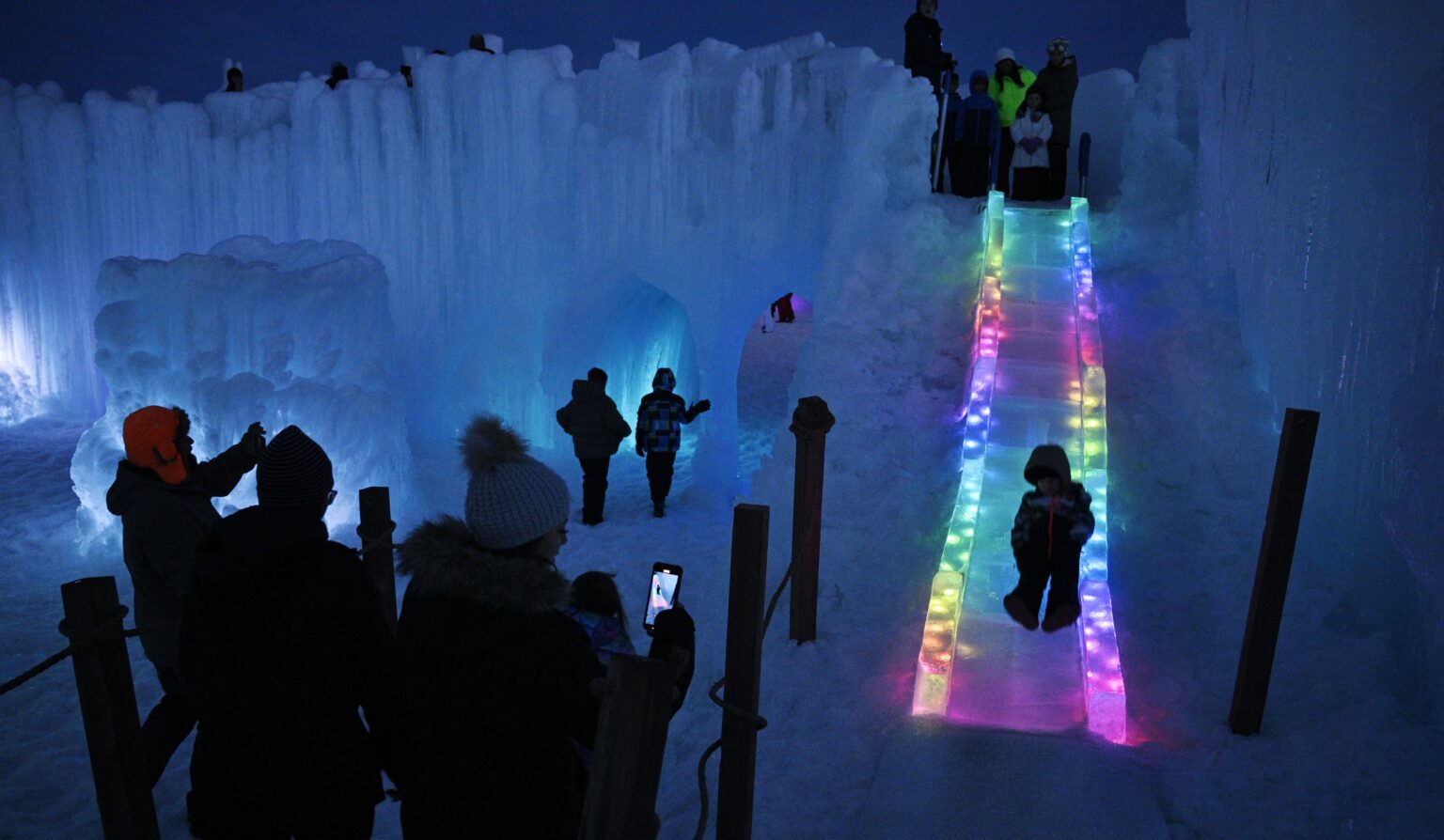 Ice Castles returning to 2 Colorado sites this winter - Denver Gazette