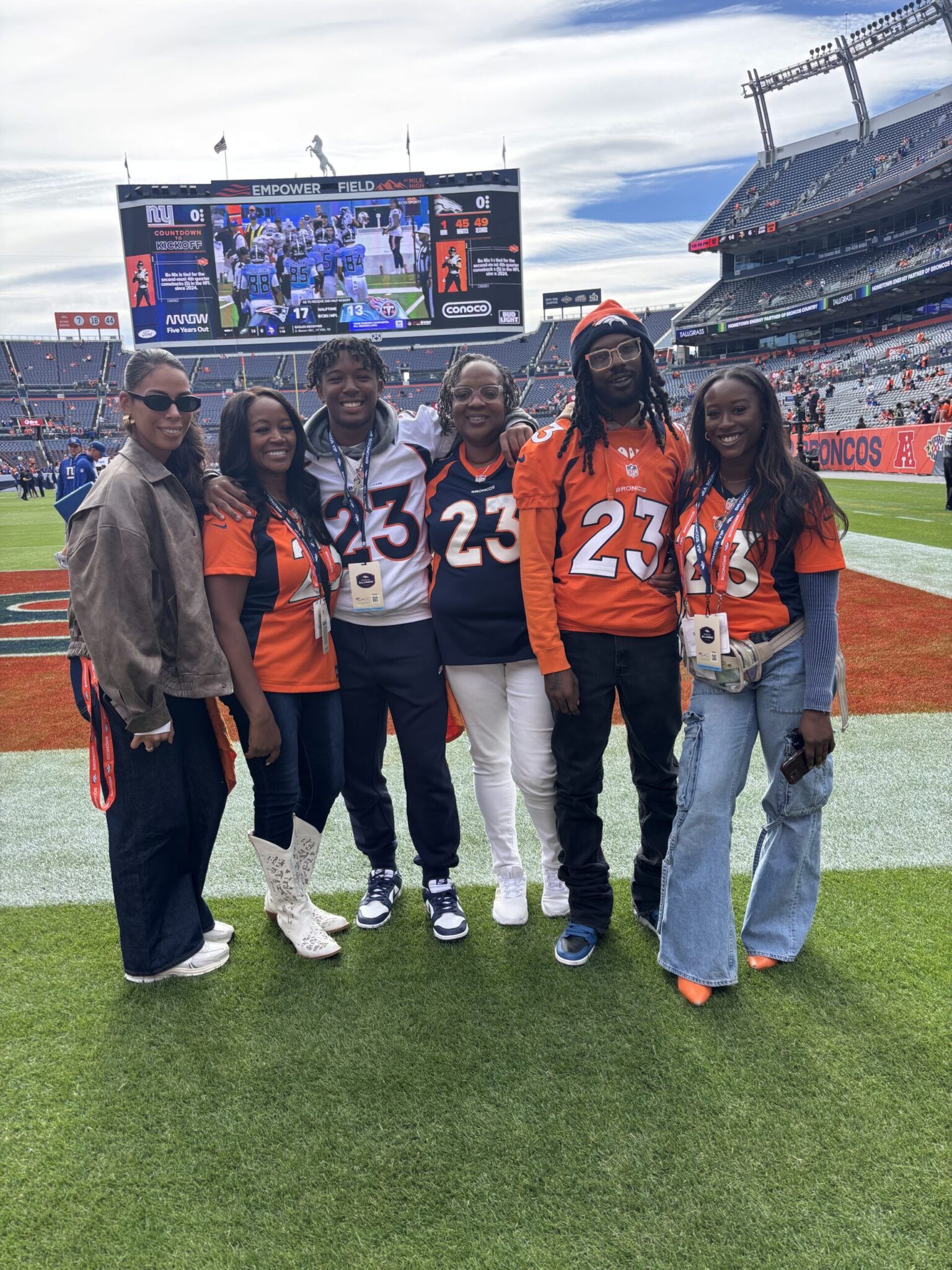 Family of late Broncos RB Ronnie Hillman has 'emotional' weekend at 10 ...