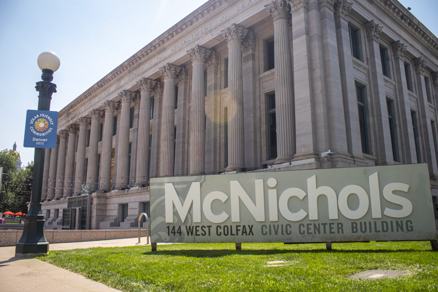 Denver Federal Center almost empty on Day 1 of government shutdown ...