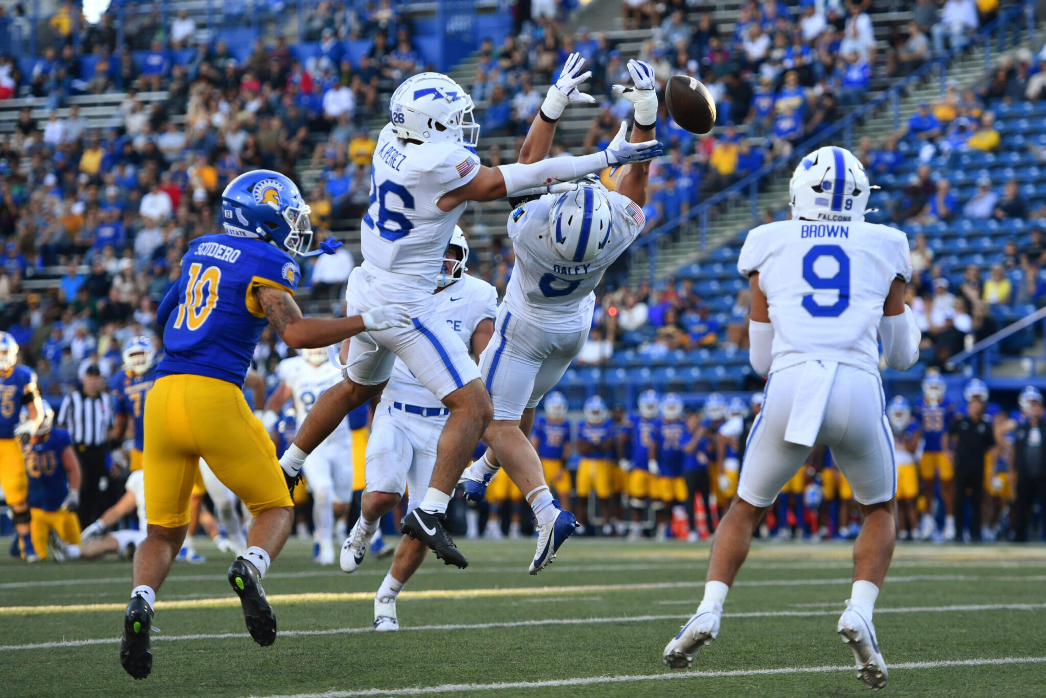 Three turnovers, safety highlight redemptive victory for Air Force ...