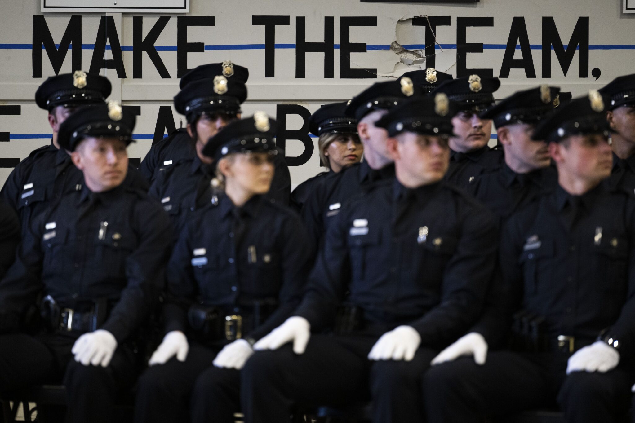 Broncos LB Alex Singleton has 'emotional' return after suffering torn ...