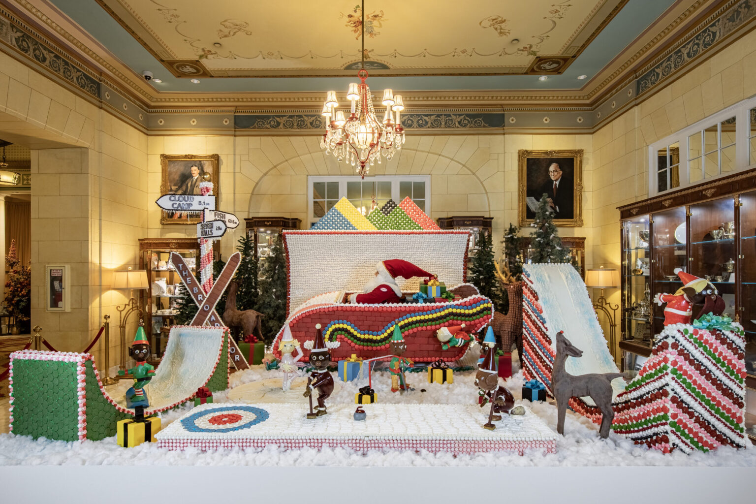 The Broadmoor unveils life-sized gingerbread display, a holiday ...