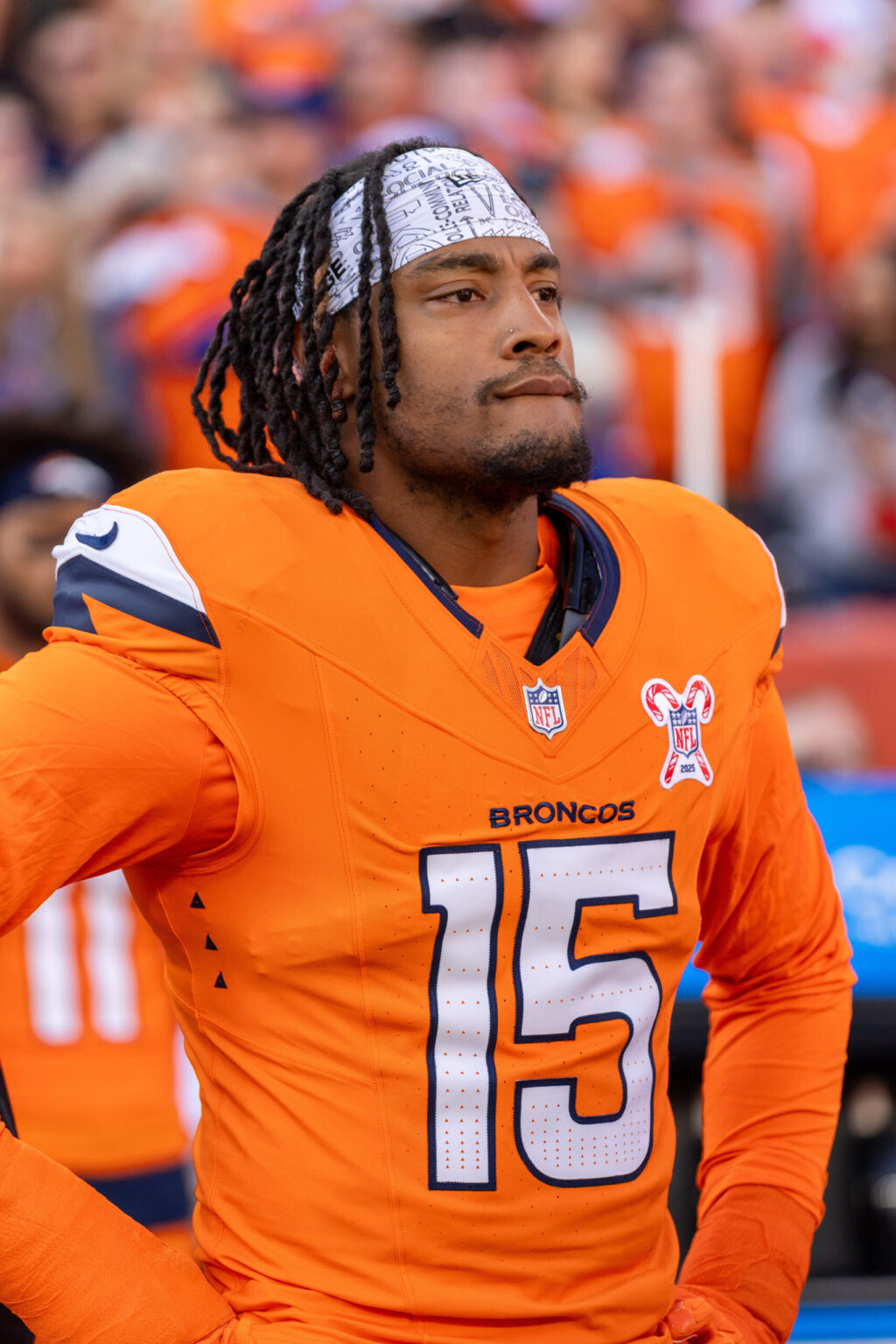 Broncos LB Alex Singleton makes emotional return weeks after cancer ...