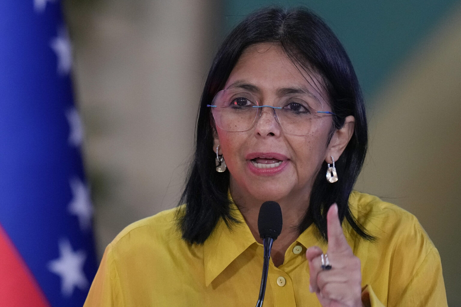 Trump: New Venezuelan leader will pay ‘bigger’ price than Maduro if she ...