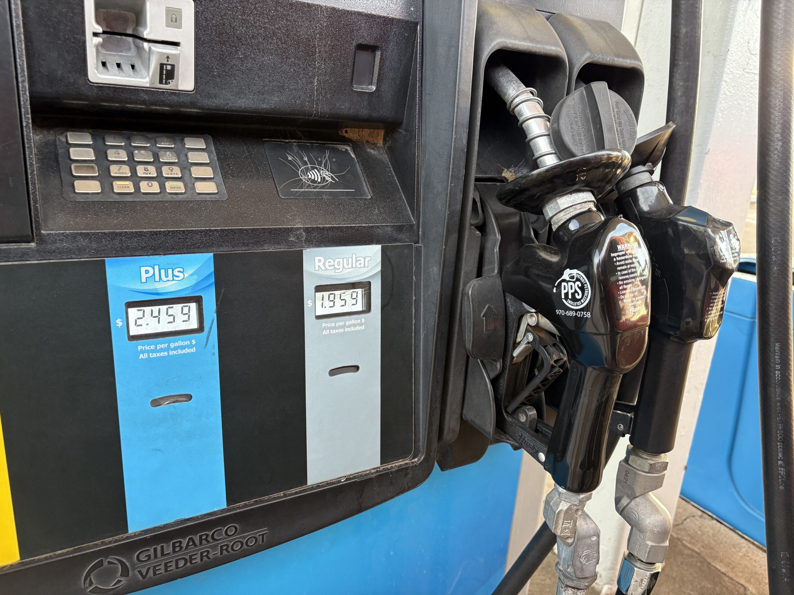 Diesel mix-up at Colorado gas stations prompts investigation