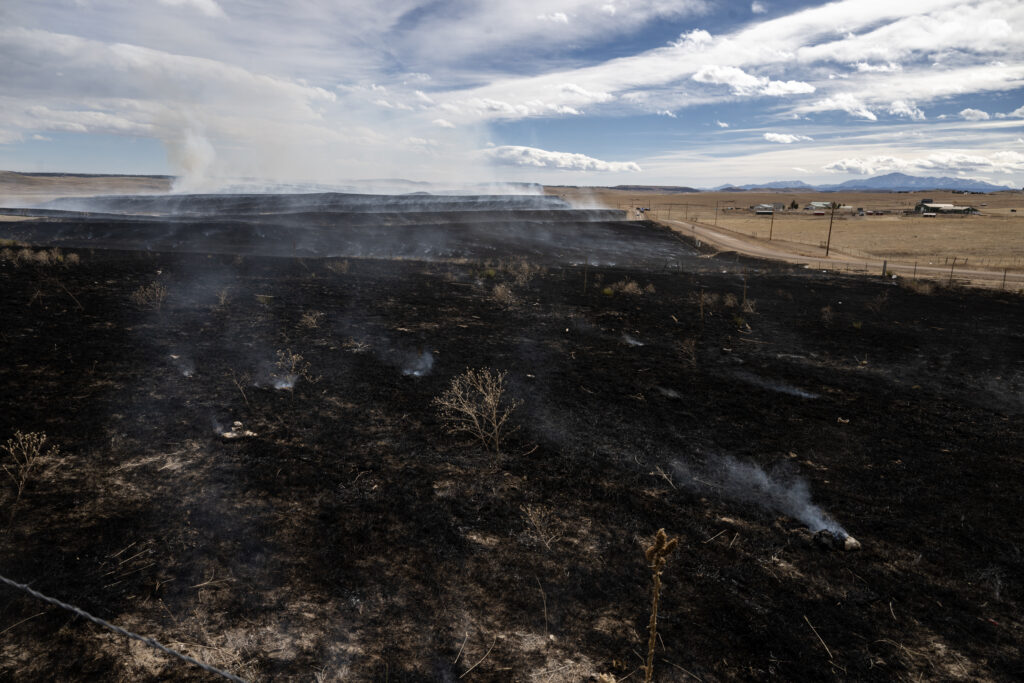 Wildfire in Douglas County reaches 500 acres, 90% contained